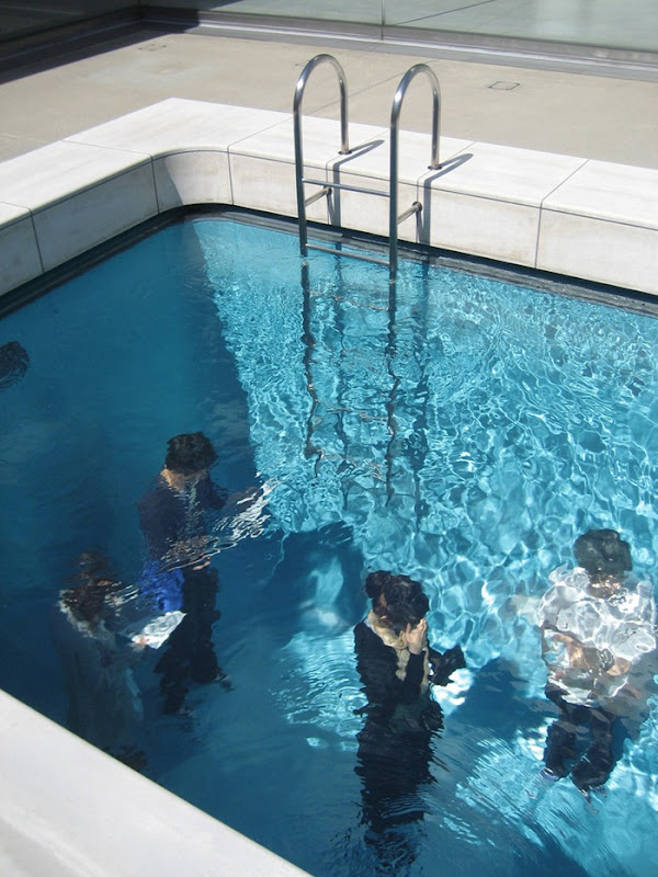 Fake Swimming Pool by Leandro Erlich | Amusing Planet